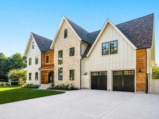 5 bedroom, Milton MA 02186 105082976
