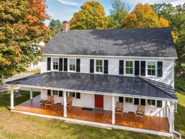 5 bedroom, Milton VT 05468 104042090