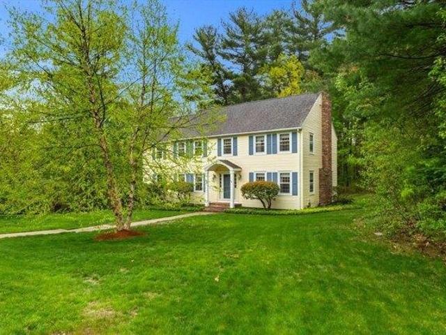 5 bedroom, North Andover MA 01845 104718100