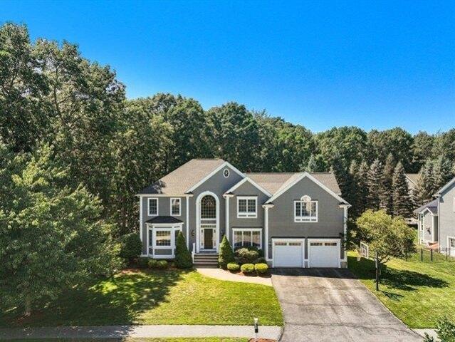 5 bedroom, North Andover MA 01845 105125299