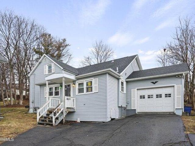 5 bedroom, North Adams MA 01247 105041041
