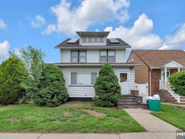 5 bedroom, North Arlington NJ 07031 104544174