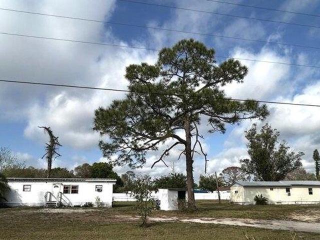 5 bedroom, North Fort Myers FL 33917 89108900