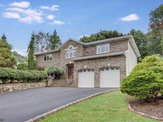 5 bedroom, North Haledon NJ 07508 102314789