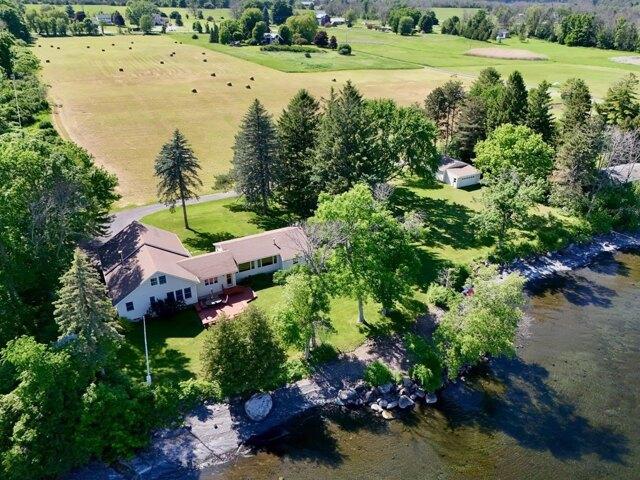 5 bedroom, North Hero VT 05474 103436250