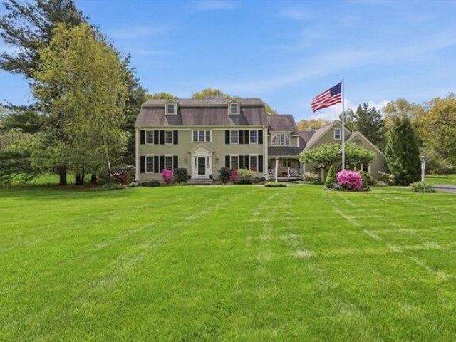 5 bedroom, Northborough MA 01532 103189489