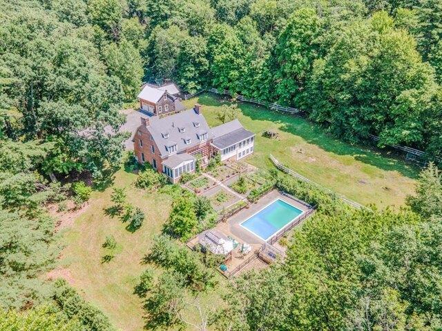 5 bedroom, Northfield MA 01360 104568668