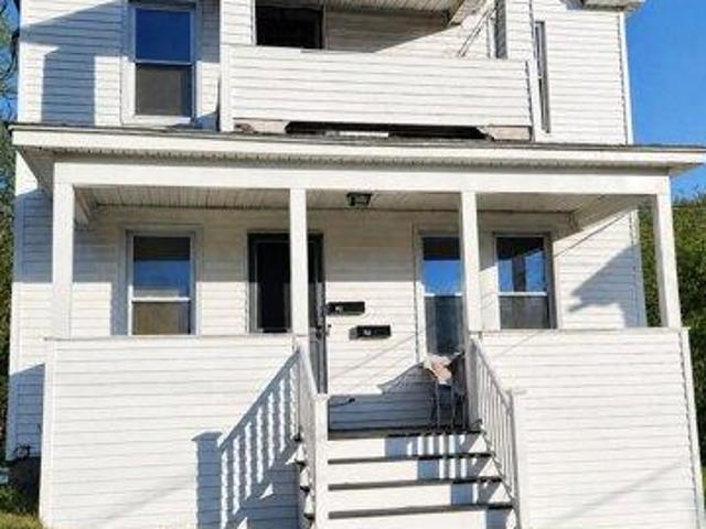 5 bedroom, Naugatuck CT 06770 104691241