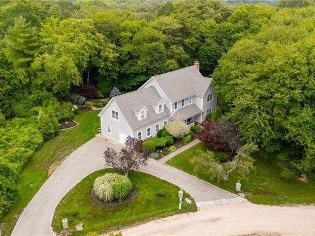 5 bedroom, Narragansett RI 02882 104376839