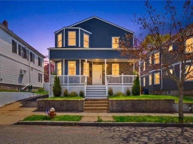 5 bedroom, New Bedford MA 02744 104539565