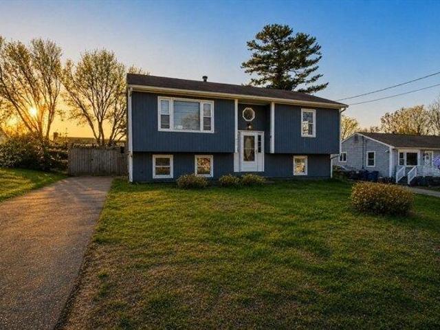 5 bedroom, New Bedford MA 02745 103663701