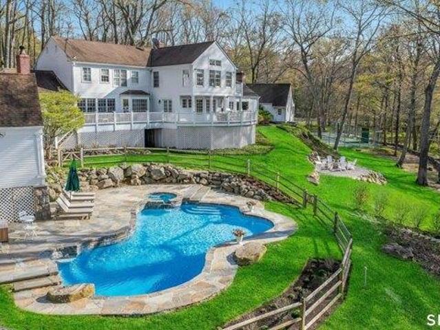 5 bedroom, New Canaan CT 06840 LS102345556