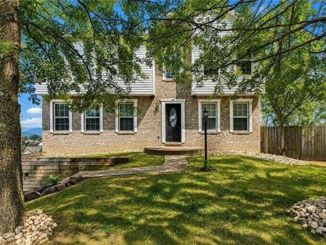 5 bedroom, New Stanton PA 15672 104904453