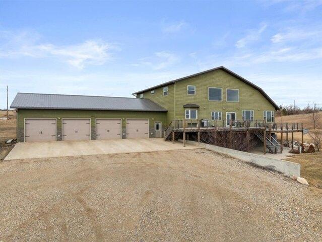 5 bedroom, New Town ND 58763 90271465
