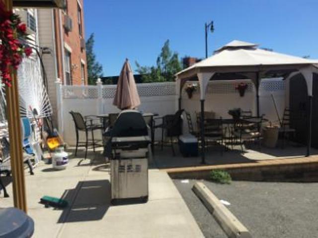 5 bedroom, New York NY 11206 LS42750031