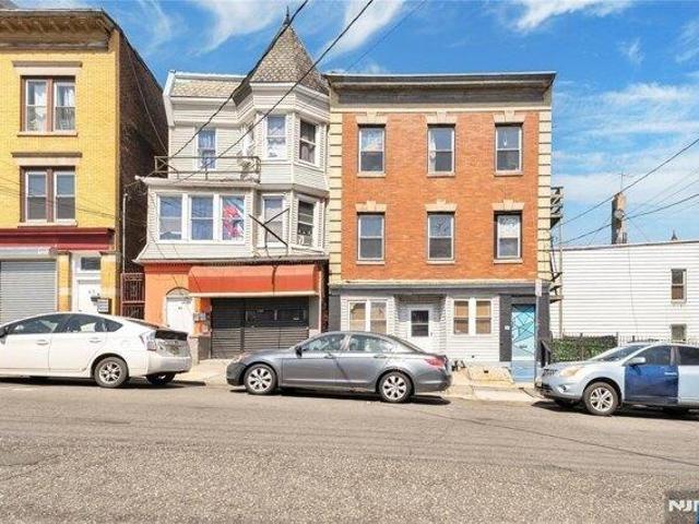 5 bedroom, Newark NJ 07104 104373757