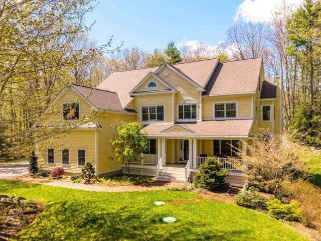 5 bedroom, Newfields NH 03856 LS102478001