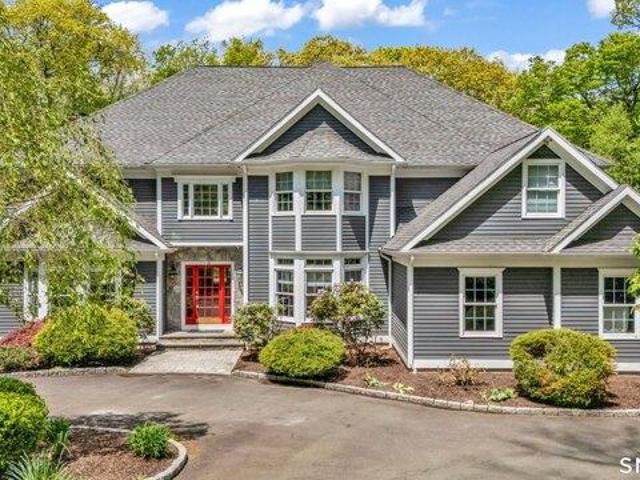 5 bedroom, Newtown CT 06470 104791292