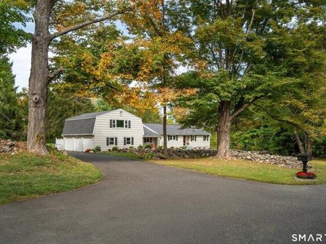 5 bedroom, Newtown CT 06470 LS102444842