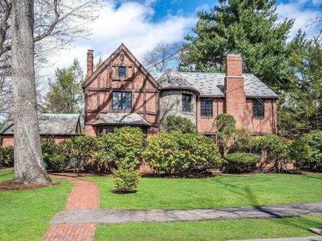 5 bedroom, Newton MA 02458 102282398