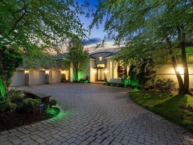 5 bedroom, Newton MA 02459 104235803