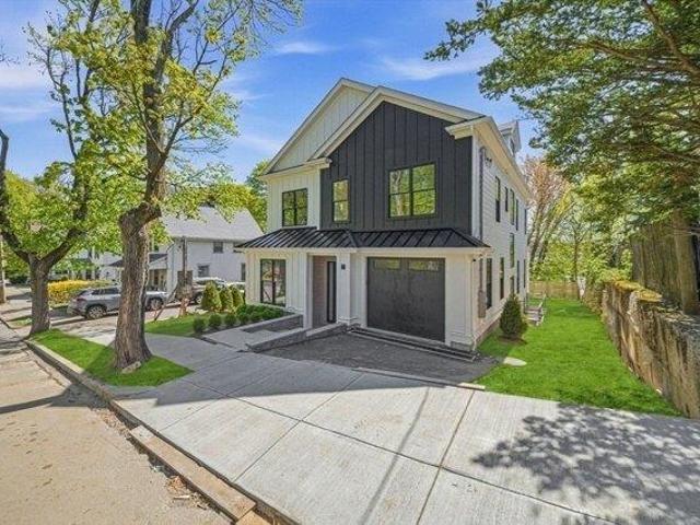 5 bedroom, Newton MA 02464 104443055