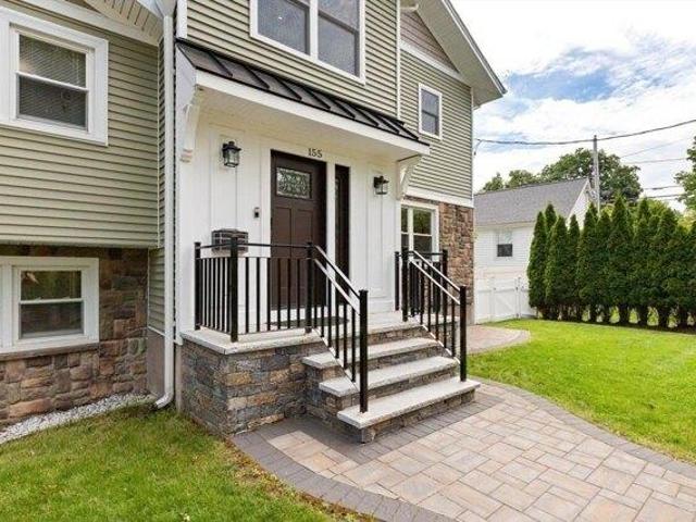 5 bedroom, Newton MA 02465 105157010