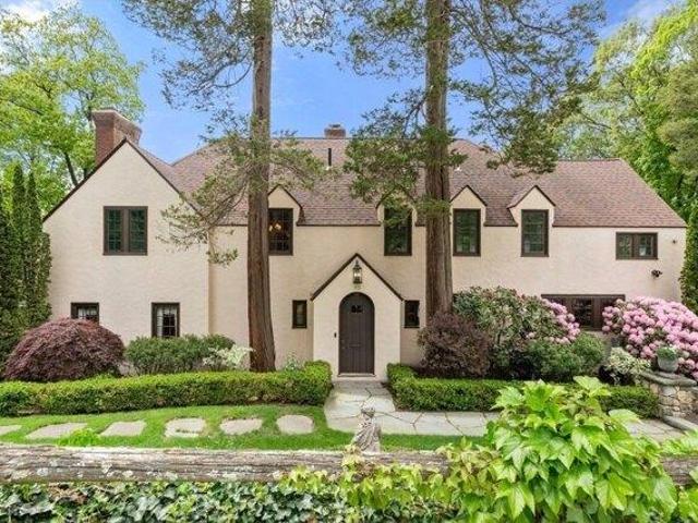 5 bedroom, Newton MA 02467 105140740