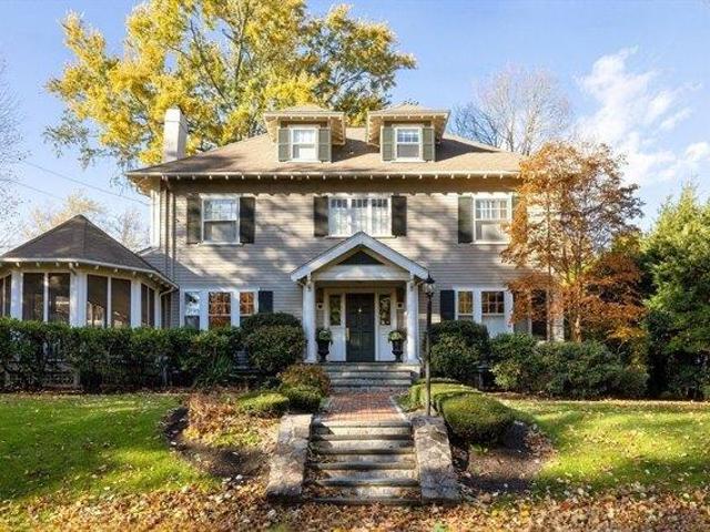5 bedroom, Newton MA 02468 LS102826702