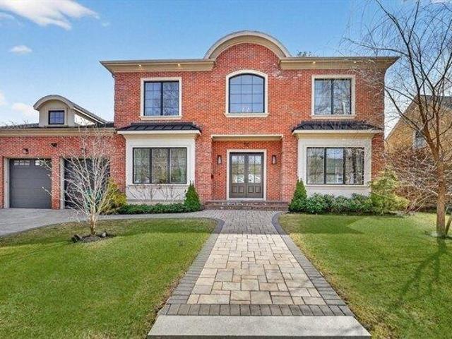 5 bedroom, Newton MA 02468 104835618