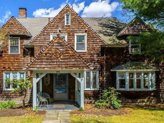 5 bedroom, Newton MA 02460 104297443