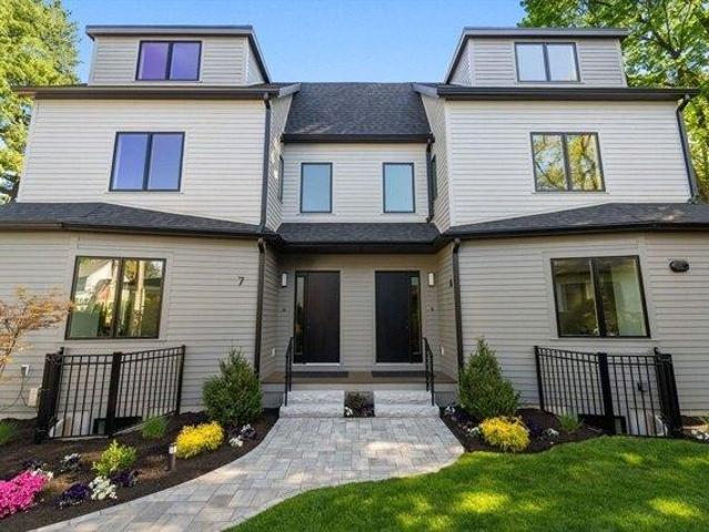 5 bedroom, Newton MA 02461 LS102775457