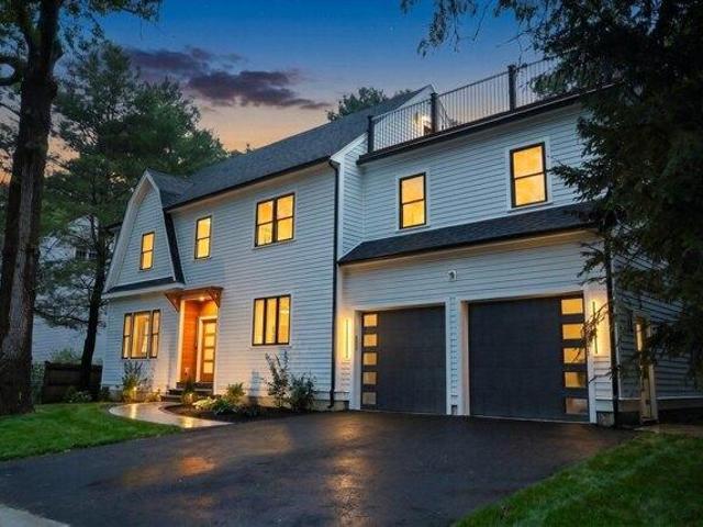 5 bedroom, Newton MA 02462 104010839