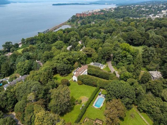 5 bedroom, NY NY 101585942