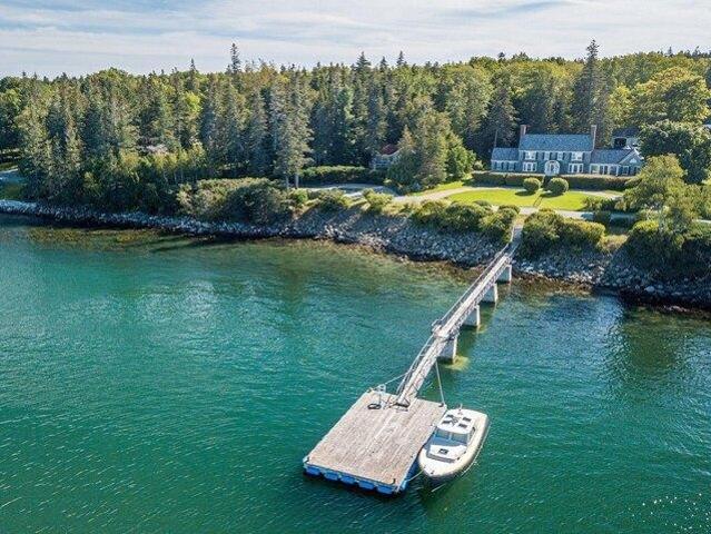 5 bedroom, Southwest Harbor ME 04679 104718952