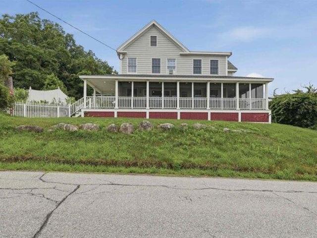 5 bedroom, South Hampton NH 03827 104295950