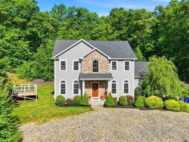 5 bedroom, Southampton MA 01073 104238043