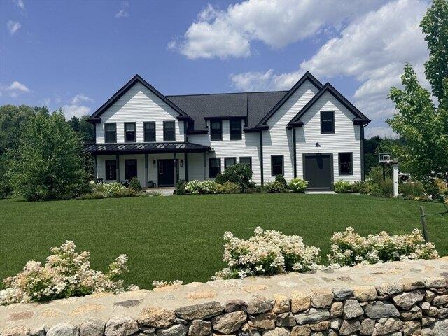 5 bedroom, Southborough MA 01772 104606043