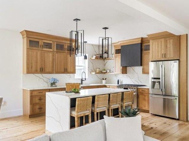 5 bedroom, Somerville MA 02143 104688226