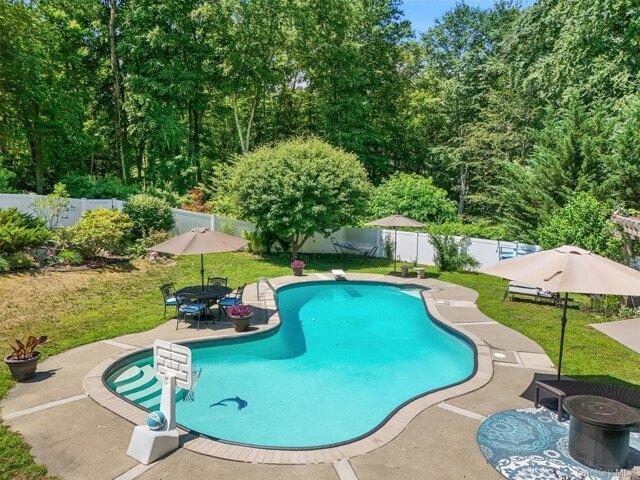 5 bedroom, Somers NY 10589 103602271