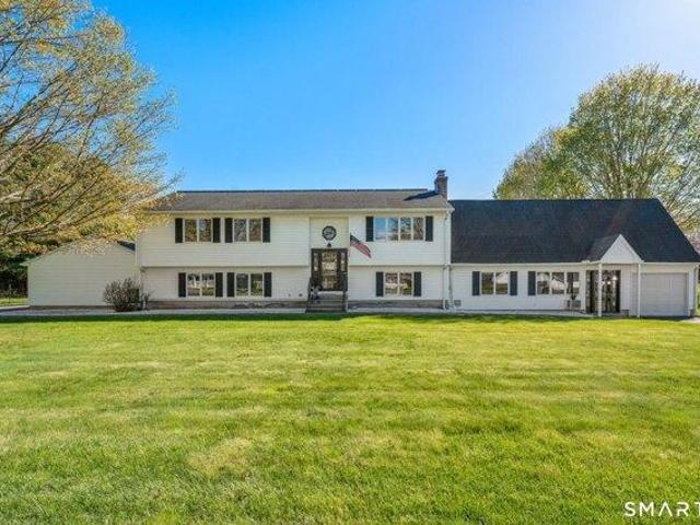5 bedroom, Somers CT 06071 LS103073365