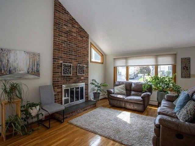 5 bedroom, Saugus MA 01906 105206995