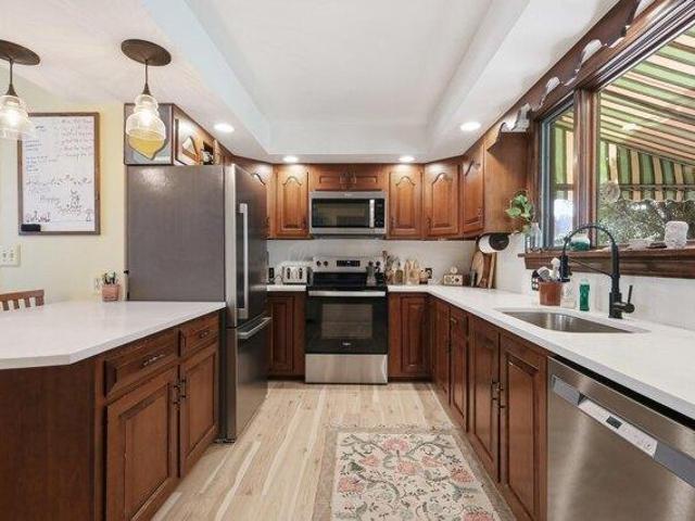5 bedroom, Saco ME 04072 103665736
