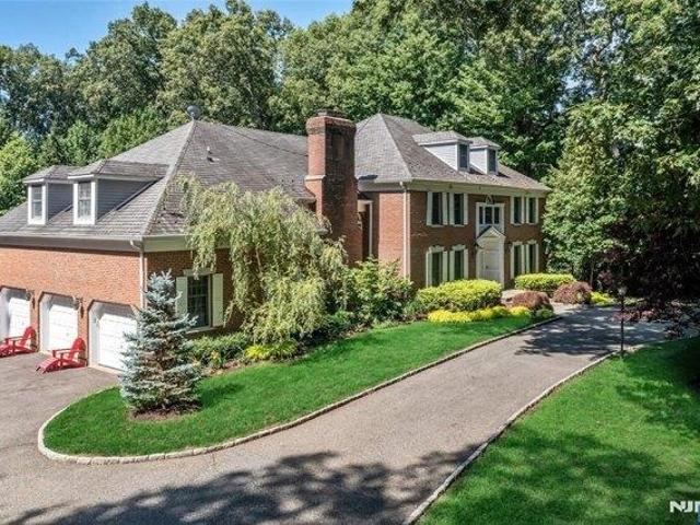 5 bedroom, Saddle River NJ 07458 105124997