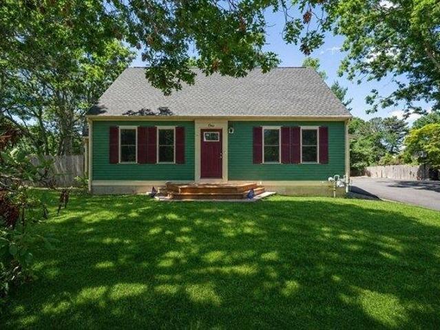5 bedroom, Sandwich MA 02644 105116403