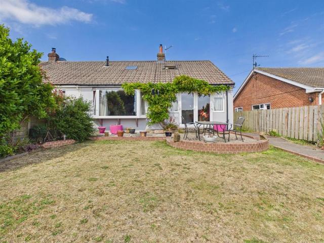 5 bedroom semi detached bungalow for sale