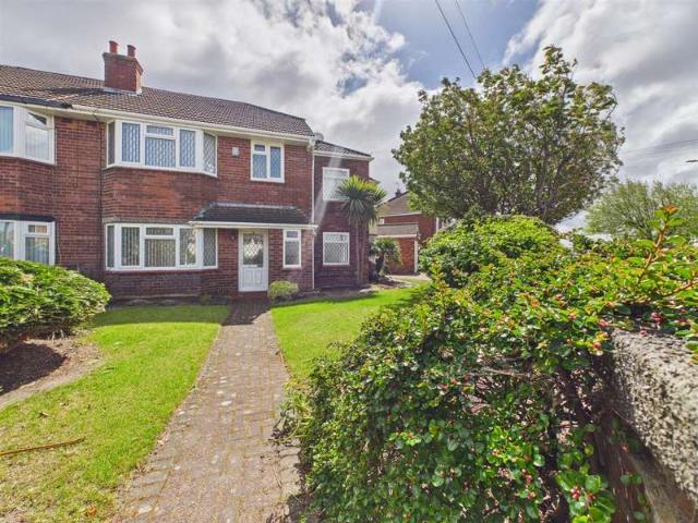 5 Bedroom Semi Detached House