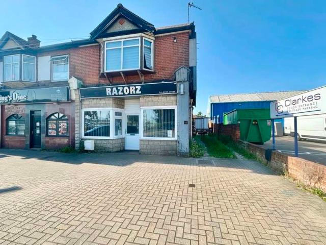 5 Bedroom Semi Detached House