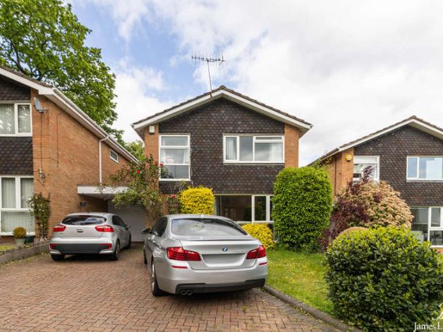 5 Bedroom Semi Detached House