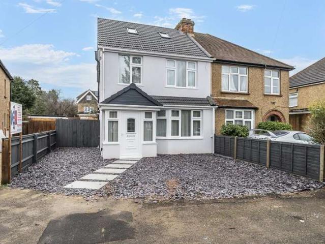 5 Bedroom Semi Detached House